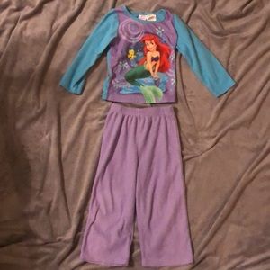 Disney | Pajamas | Set Of 2 Disney Princess Pajamas Ariel And ...